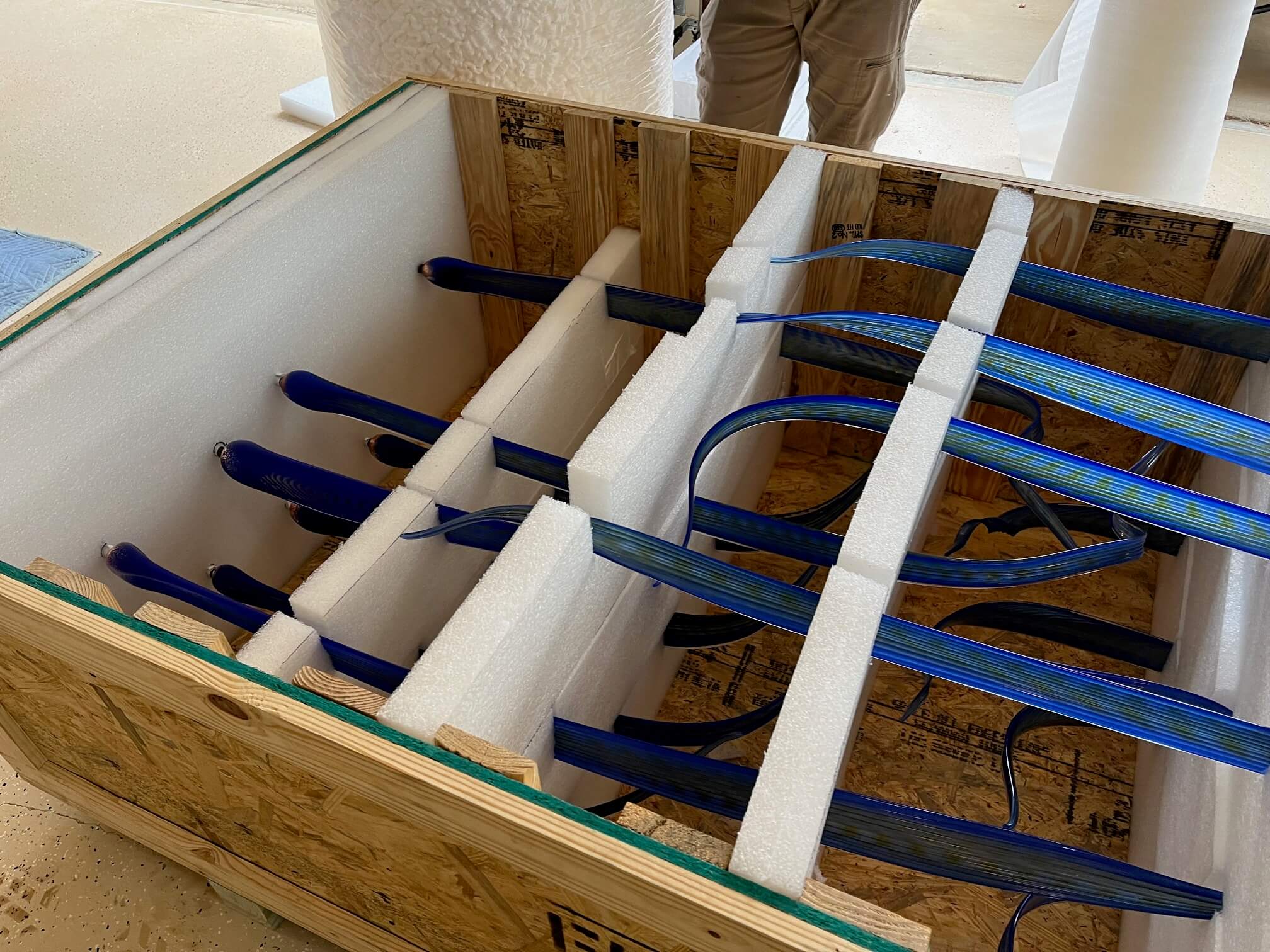 Artwork - Custom Pac & Shipping, Inc.